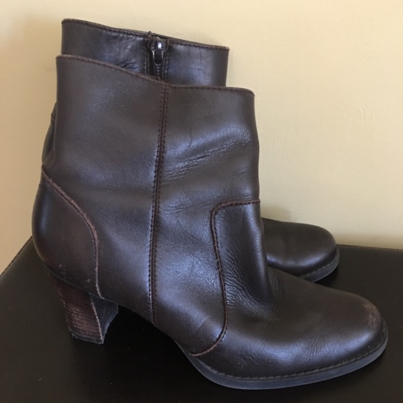 Bandolino | Shoes | Bandolino Brown Leather Cowboy Booties 7m Likenew ...